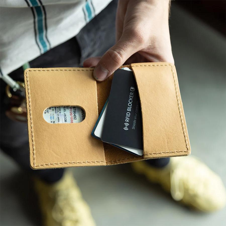 | RUSTICO Voyager Wallet
